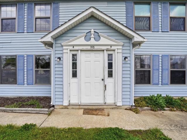 305 e liberty ln a&b