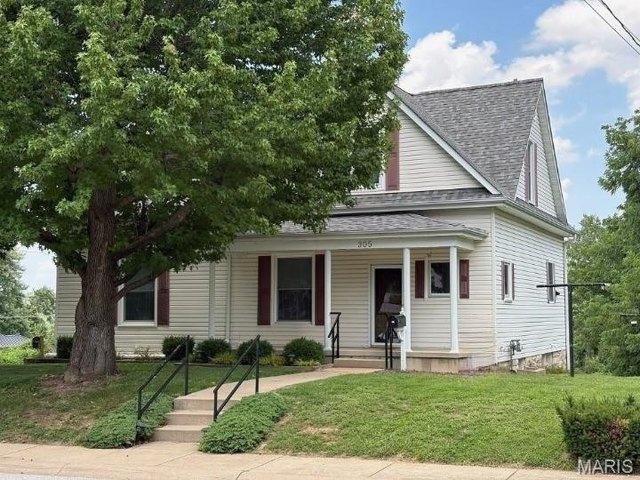 305 E Main St, Washington, MO 63090
