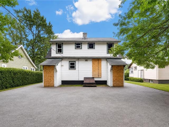 305 E Molloy Road