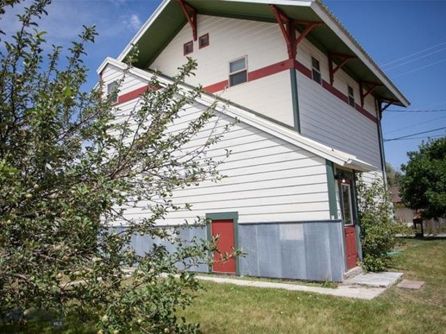 305 E Railroad Ave N, Manhattan, MT 59741