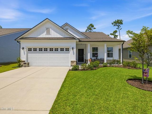 305 Eagle Claw Dr, Calabash, NC 28467