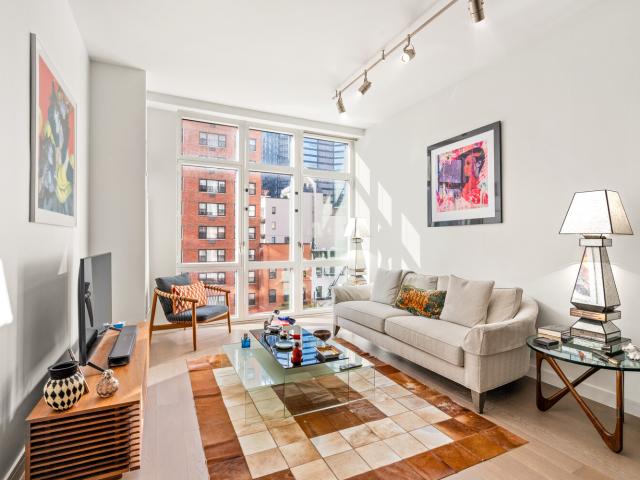 305 East 51st Street, New York, NY