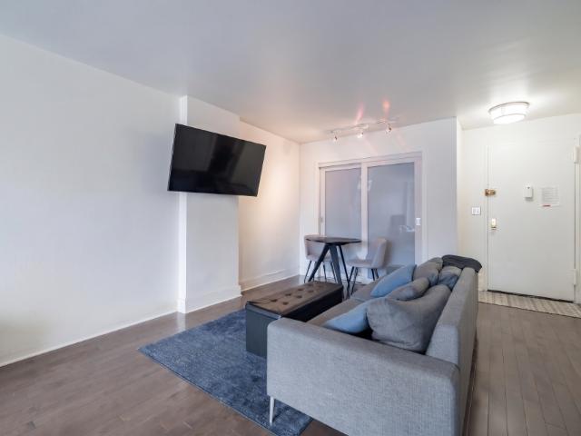 305 East 24th Street, New York, NY