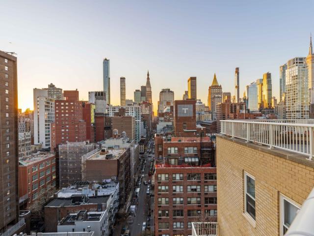 305 East 24th Street, New York, NY