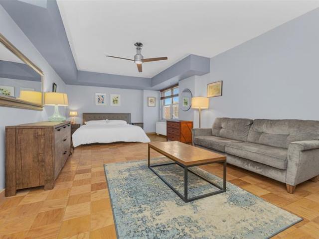 305 East 24th Street, New York, NY