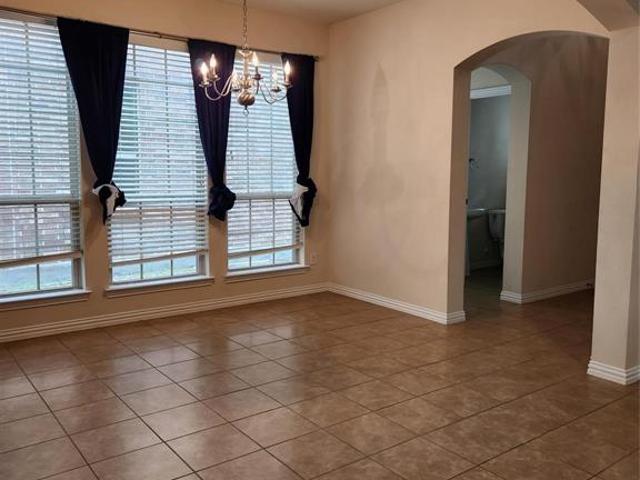 305 Eastland Drive