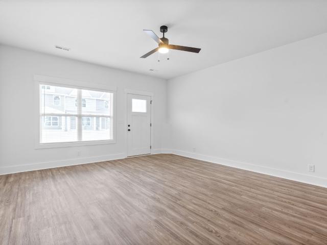 305 Front Ridge Cir