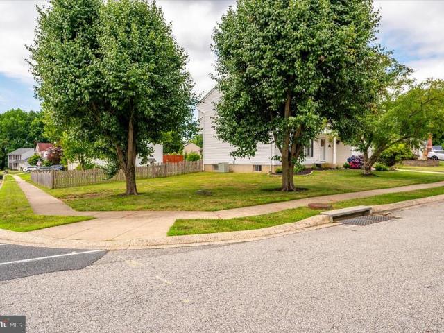 305 Kathryn Way