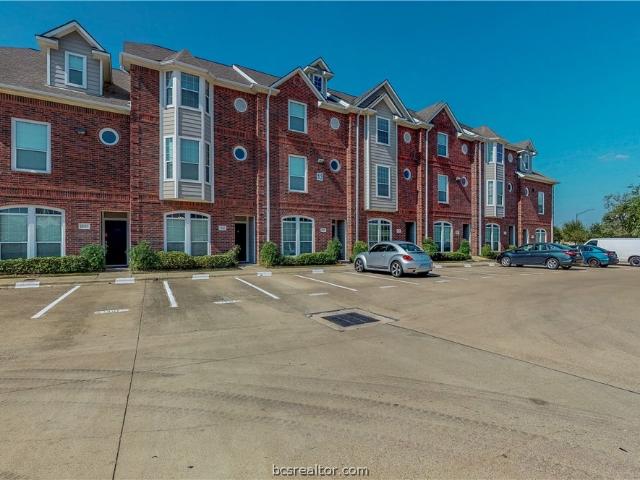 305 Holleman Drive 1306
