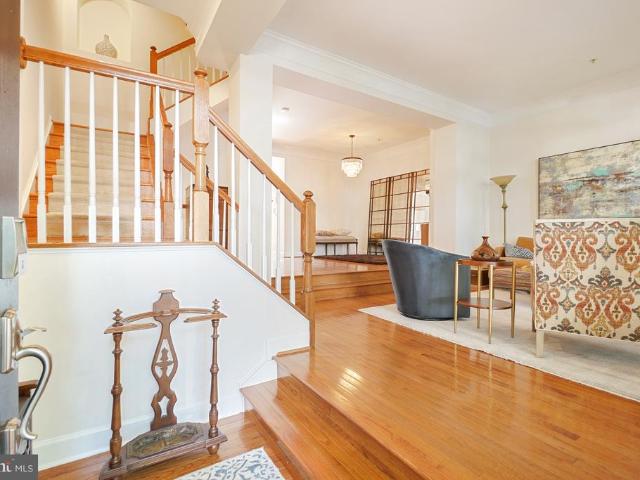 305 Hart Road