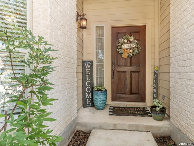 305 Hilton Dr