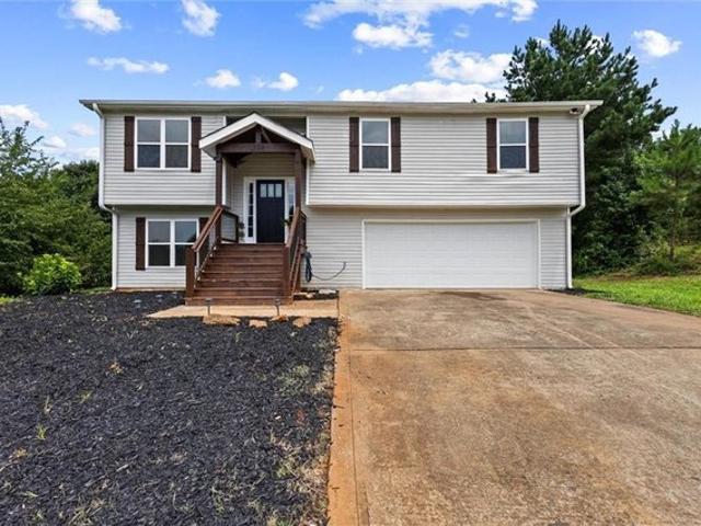 305 Hunters Trce, Covington, GA 30014