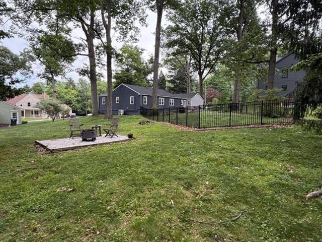 305 Irish Road