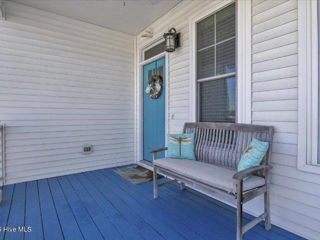 305 Ivy Lane