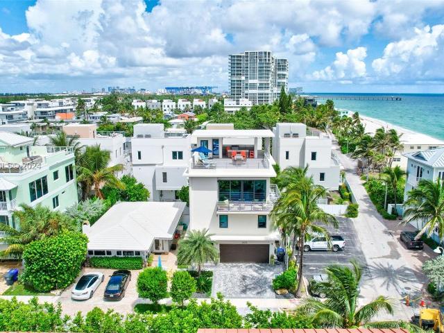 305 Oak St, Hollywood, FL 33019 | MLS #A11622