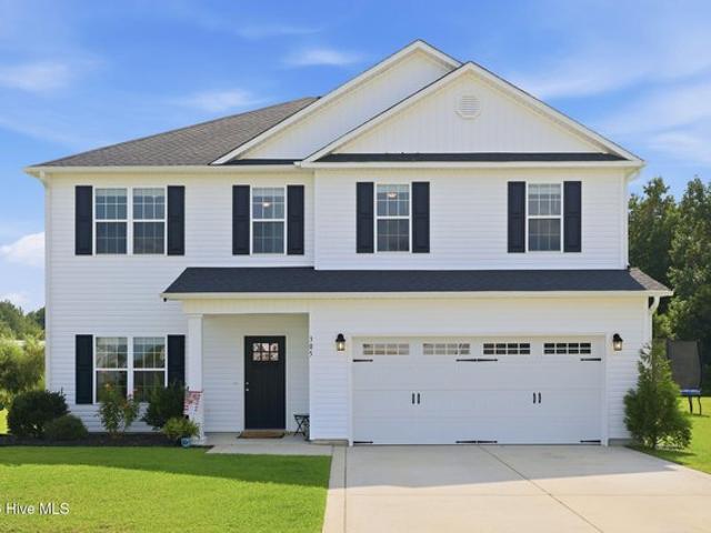 305 Lonesome Dove Ct, Maysville, NC 28555
