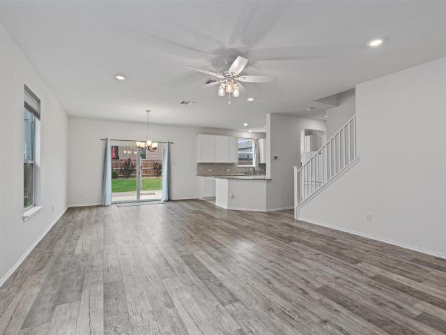 305 Los Cobos Ln