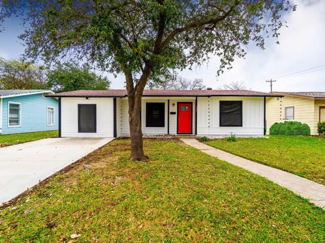 305 Laurelwood Dr, San Antonio, TX 78213