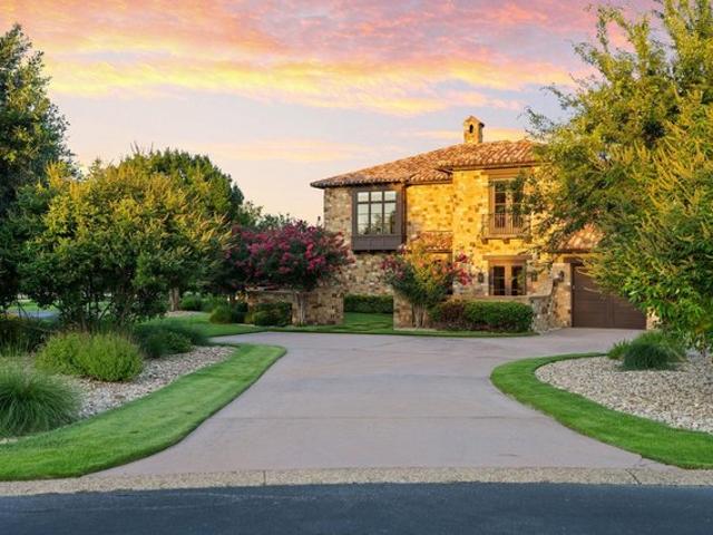 305 LA Serena Loop, Horseshoe Bay, TX 78657