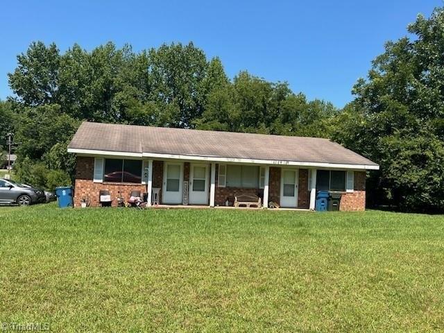 305 Lake Dr, Archdale, NC 27263