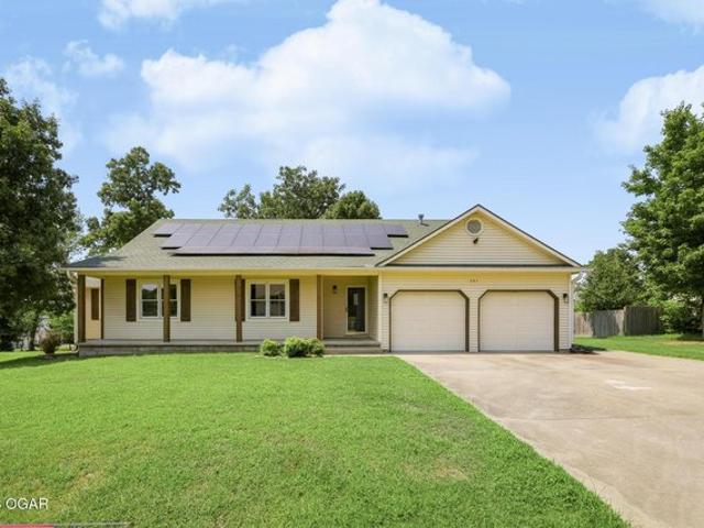 305 Lakeview Ln, Carl Junction, MO 64834
