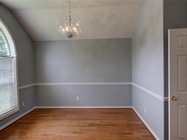 305 Landsburg Lane