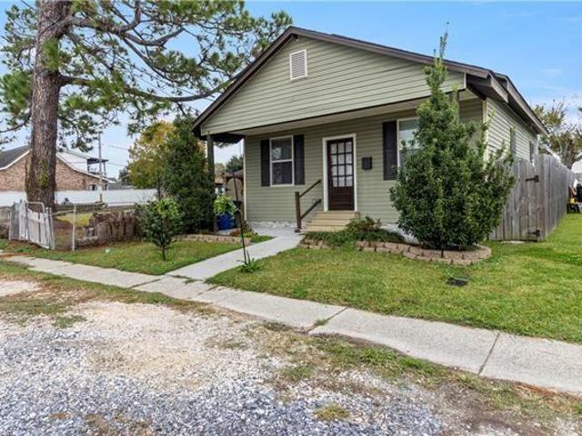 305 Laroussini Street