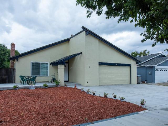 305 Lassenpark Circle