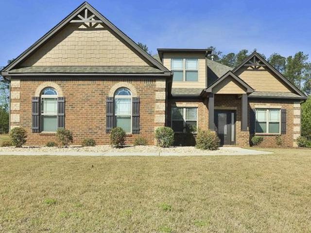 305 Legends Dr, Fayetteville, GA 30215