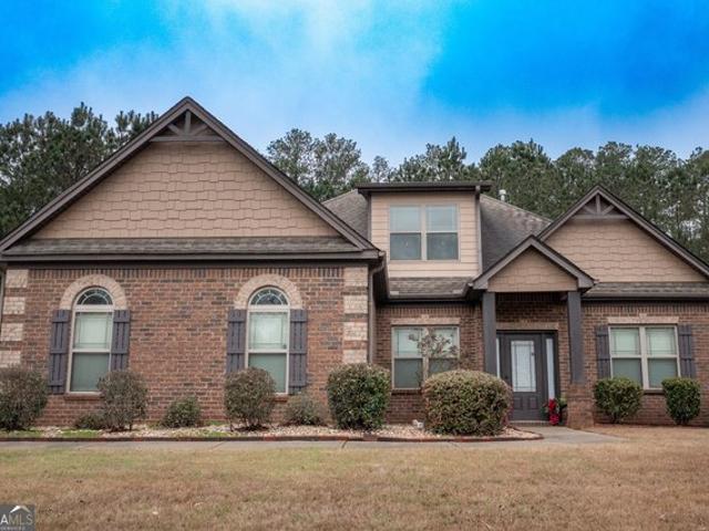 305 Legends Dr, Fayetteville, GA 30215