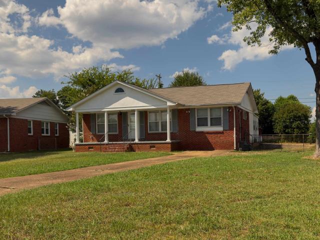 305 Lindenberg Ave
