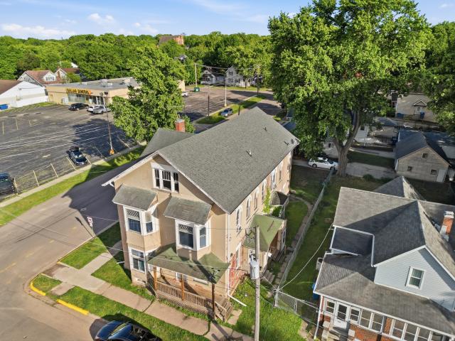 305 Monroe Avenue
