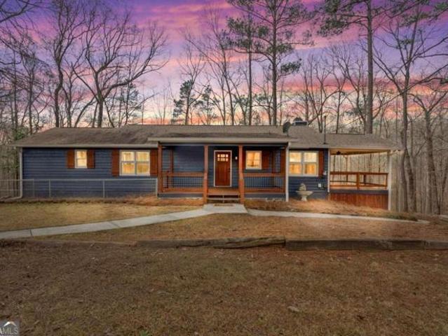 305 Margaret Dr, Forsyth, GA 31029