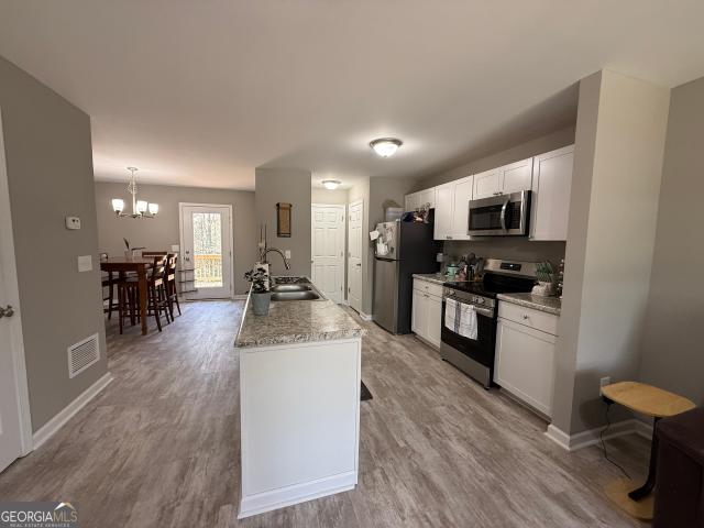 305 Martin Circle