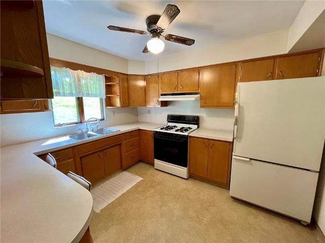 305 McClelland Rd