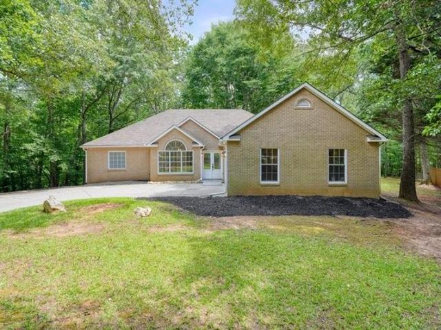 305 Michael Cir, Canton, GA 30114