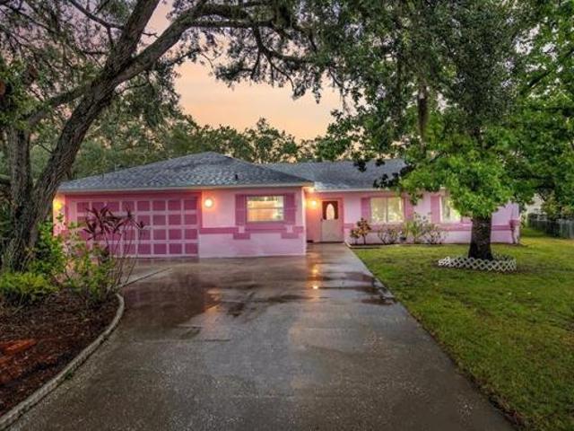305 Michigan Pl, Poinciana, FL 34759 in Kissimmee, Florida