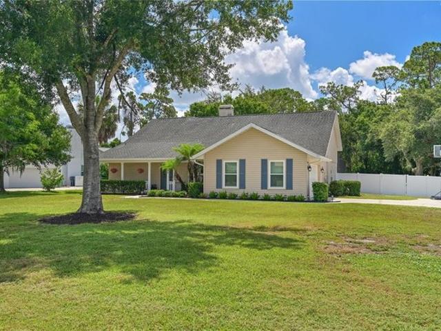 305 Mill Run E, Bradenton, FL 34212