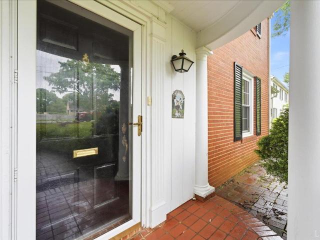 305 Myrtle Lane