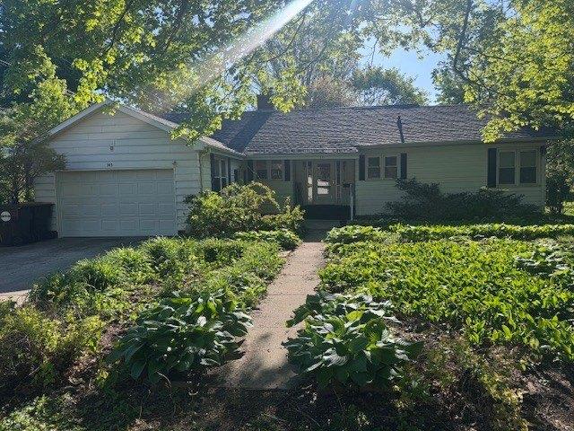305 N East St, Le Roy, IL 61752