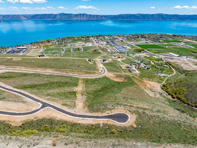 305 N Elksridge Rd Unit 3, Garden City, UT 84028