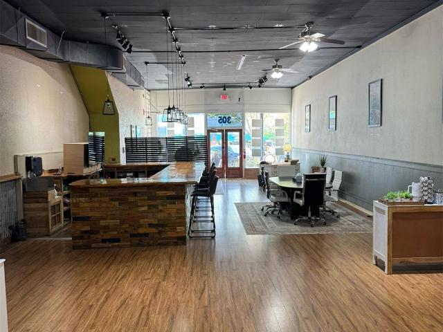 305 N Main Street N