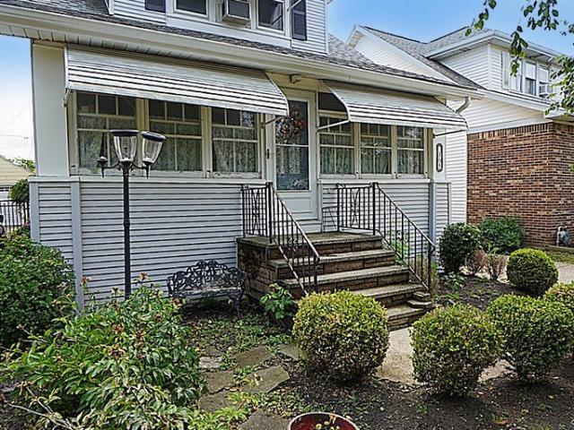 305 Norwalk Avenue