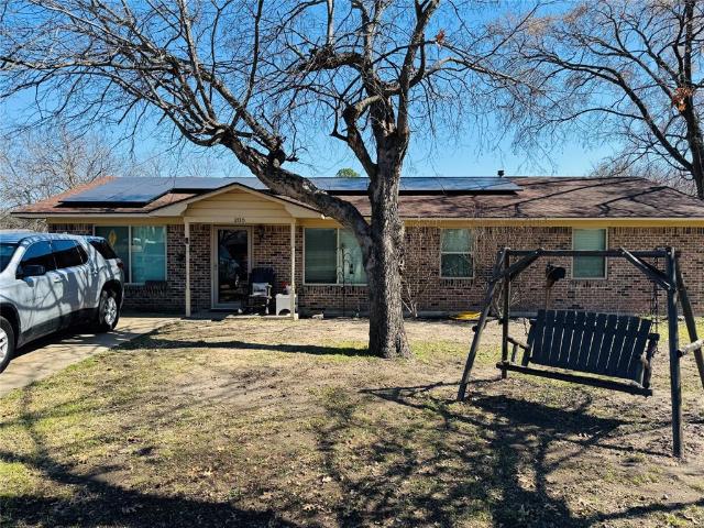 305 S 1st St, Crandall, TX 75114 | MLS #21250