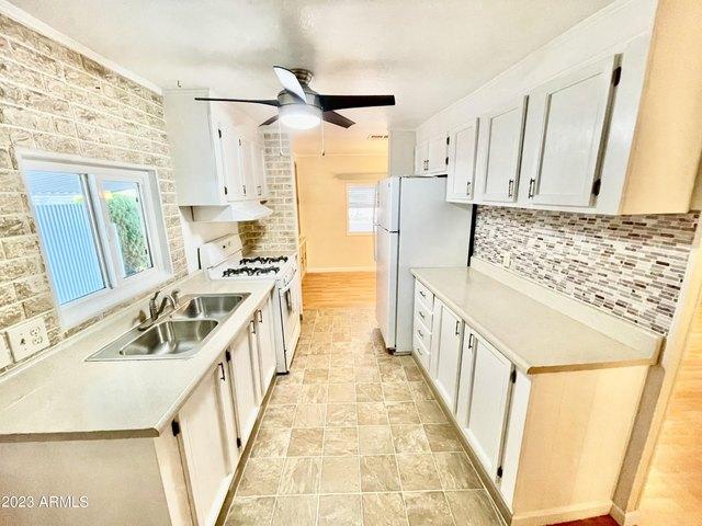 305 S Val Vista Dr Lot 32, Mesa, AZ 85204