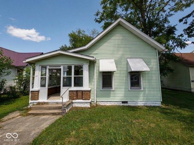 305 S Vine St, Seymour, IN 47274
