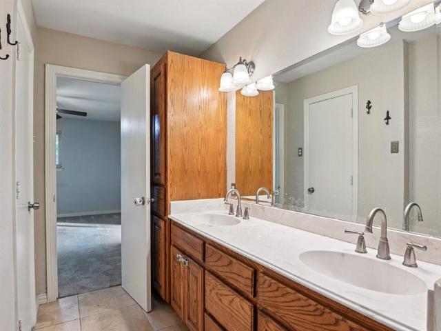 305 S Cockrell Hill Rd, Ovilla, TX 75154 | MLS #21306