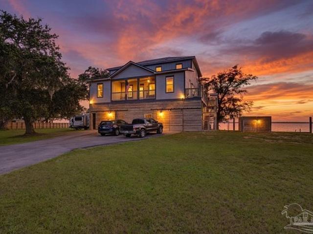 305 S Garcon Point Rd, Milton, FL 32583