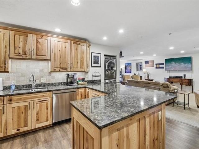 305 S Park Ave Unit 303, Breckenridge, CO 80424