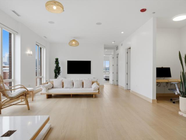 305 S Racine Avenue # 5A